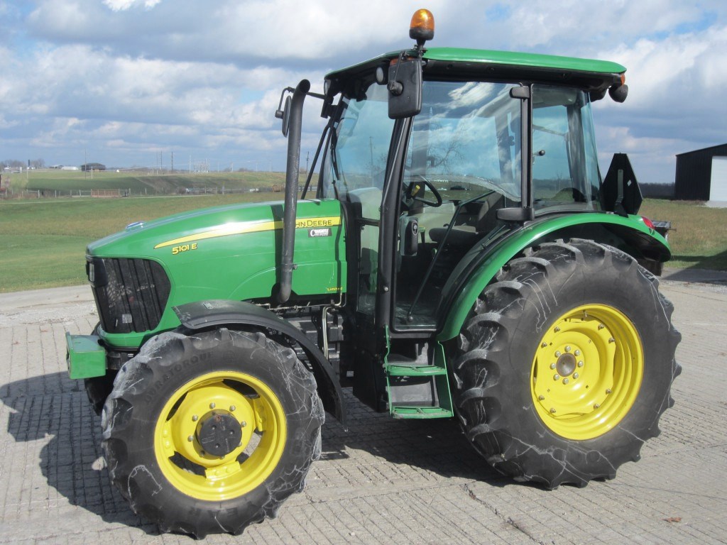 John Deere 5101E Tractor Specification